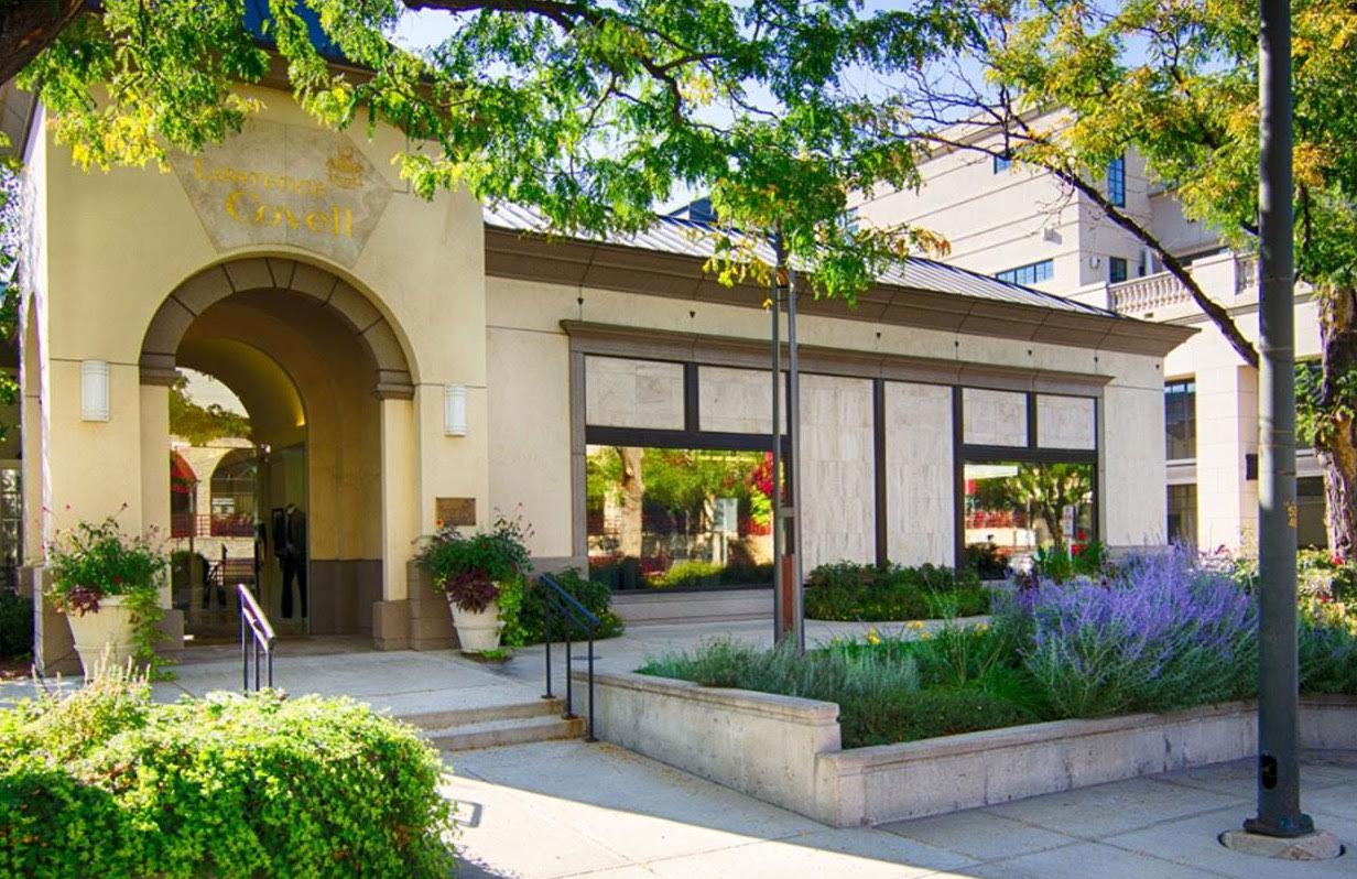 About Us – Lawrence Covell